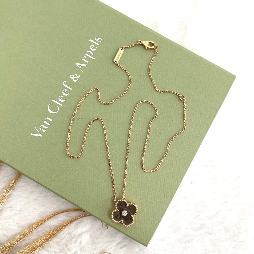 💯% Authentic VCA Rose Gold AU 750 With Silver Obsidian Alhambra Diamond ...