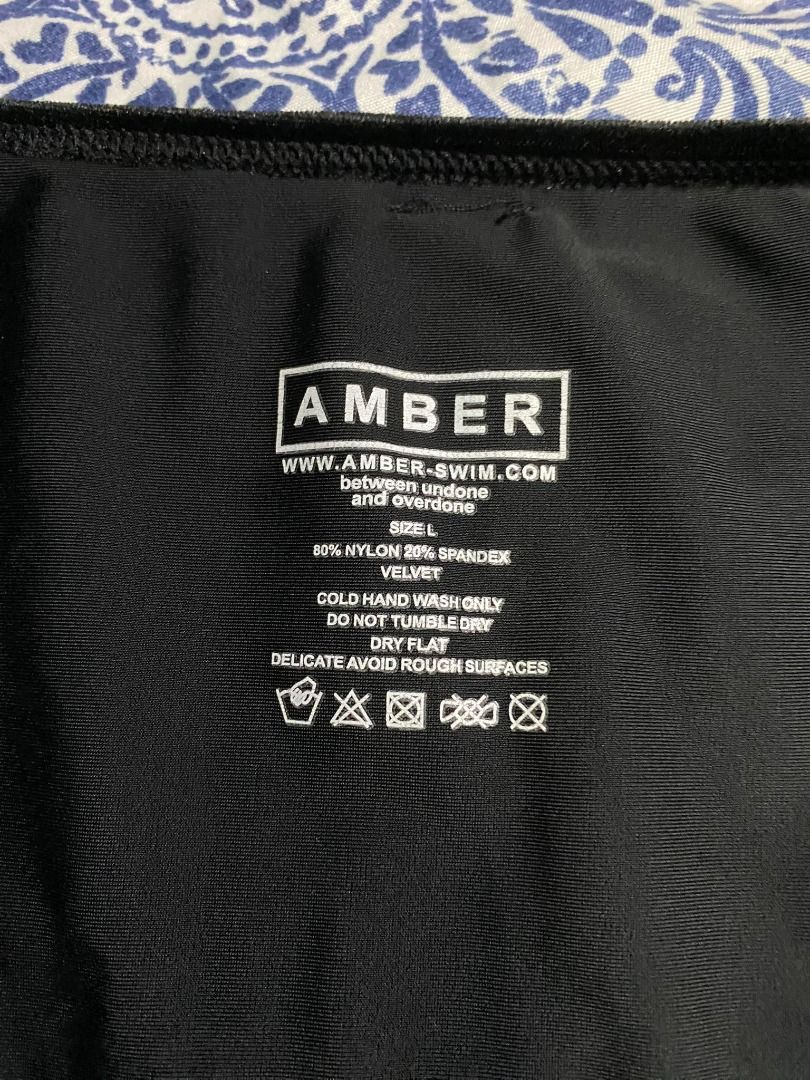 Authentic Amber Swim set, Women's Fashion, Swimwear, Bikinis ...