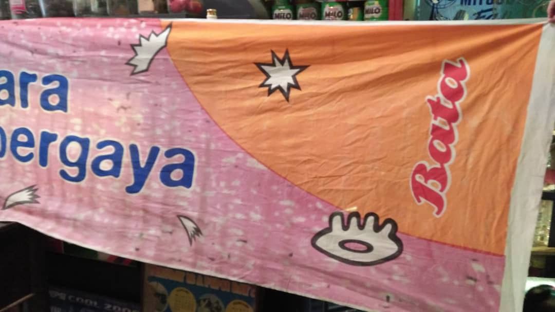 Banner Kain Vintage, Hobbies & Toys, Collectibles & Memorabilia ...