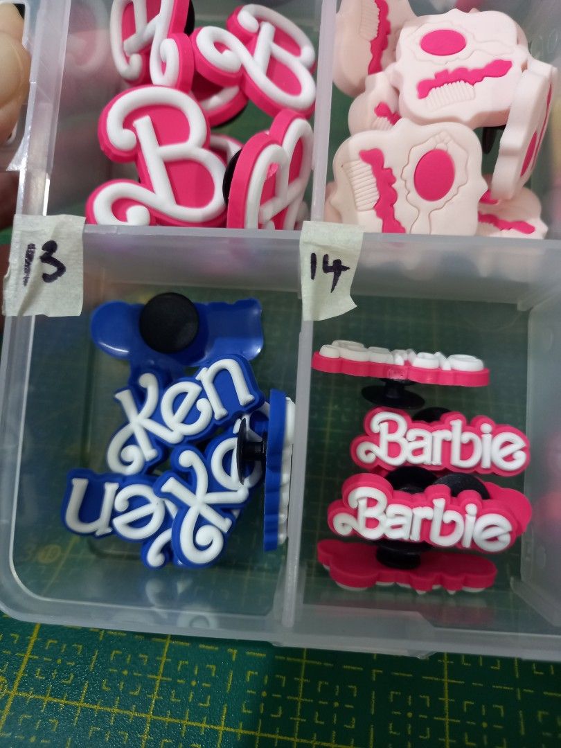 BARBIE JIBBITZ, Women's Fashion, Footwear, Shoe inserts on Carousell