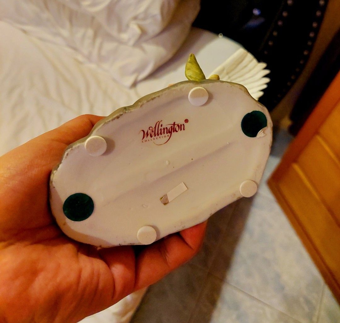 Birds- Pigurin, Furniture & Home Living, Home Decor, Other Home Decor ...