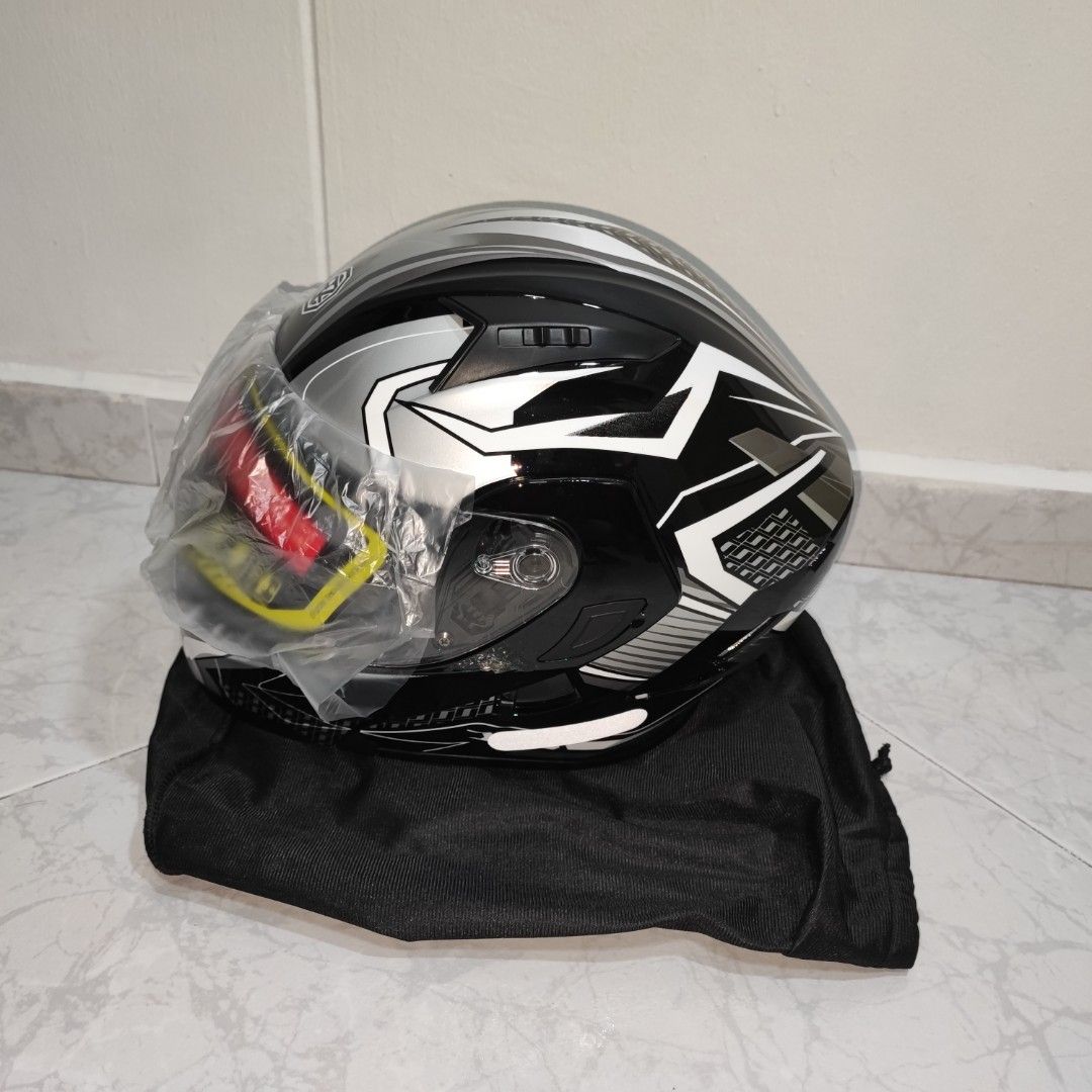 Black and white and sliver/grey design full face/half face/modular/flip ...