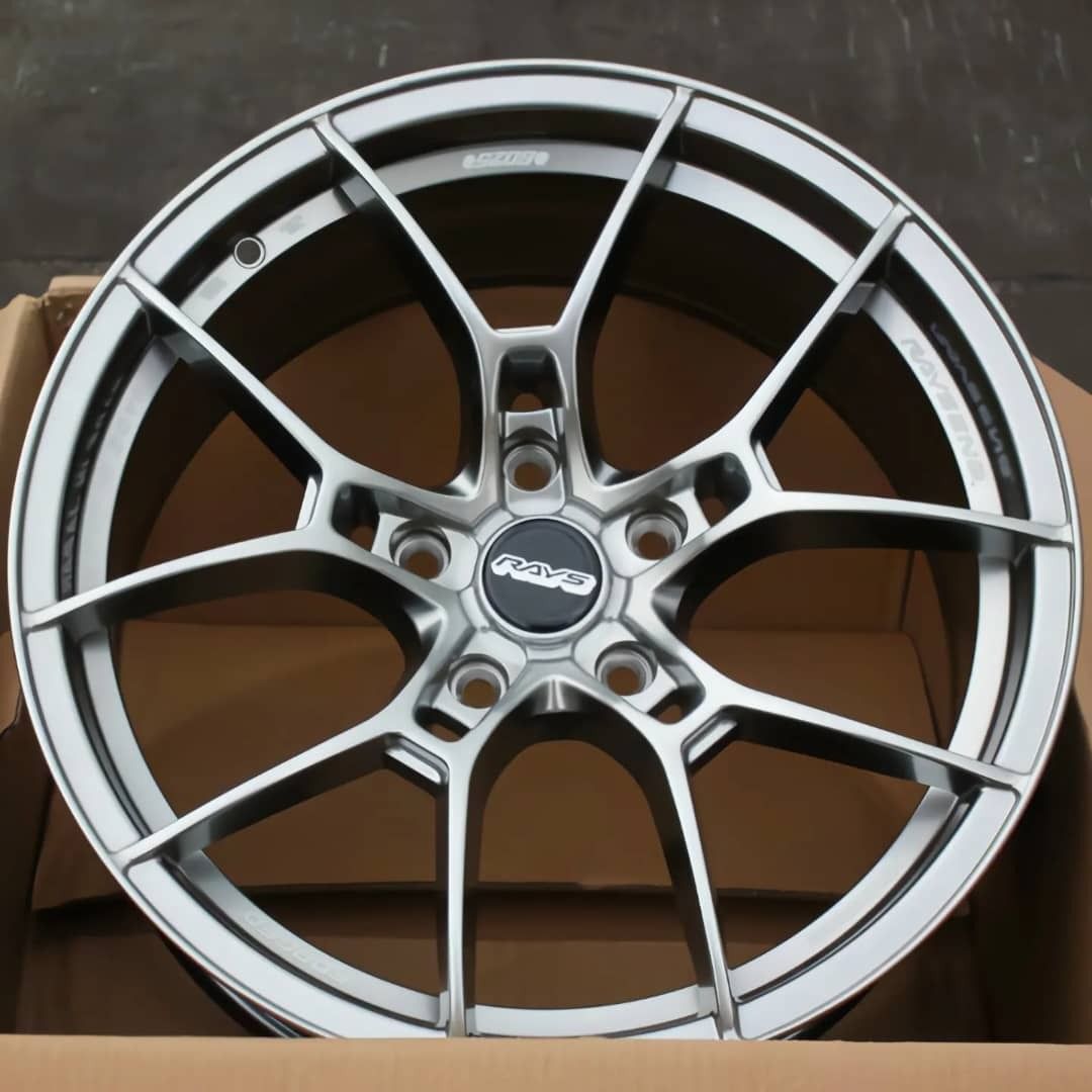 Brand New 18 Inch Flow Form Rims, Car Accessories, Tyres & Rims on ...