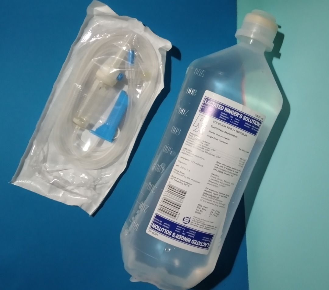 Brand new Lactated Ringer's Solution with IV drip line, Health ...