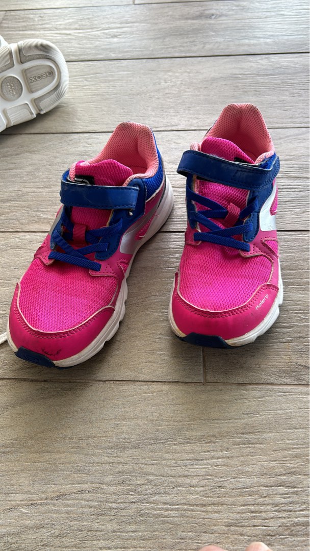 Decathlon Running Shoes, Babies & Kids, Babies & Kids Fashion on Carousell