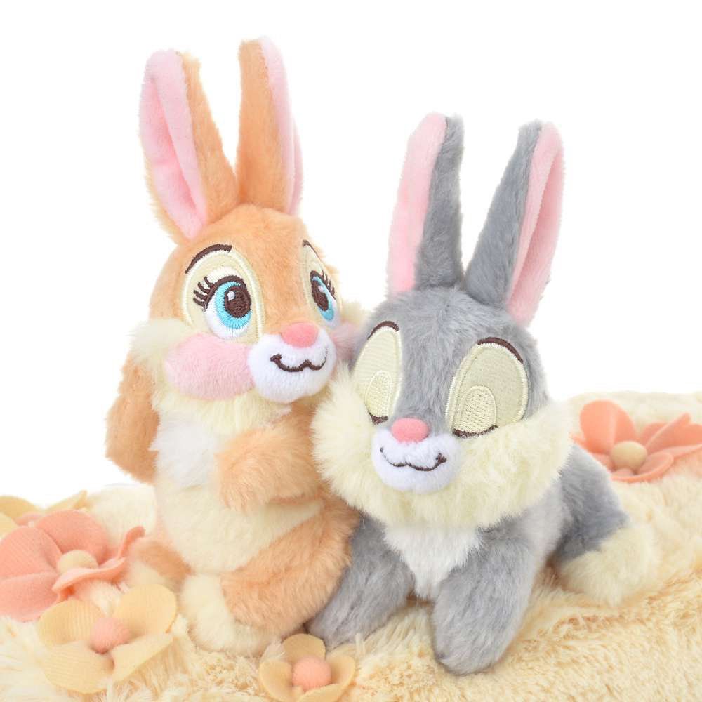 日本Disney Store 紙巾盒套 EEYORE/DUMBO/STITCH/BUNNY/CHIP & DALE, 興趣及遊戲, 玩具 ...