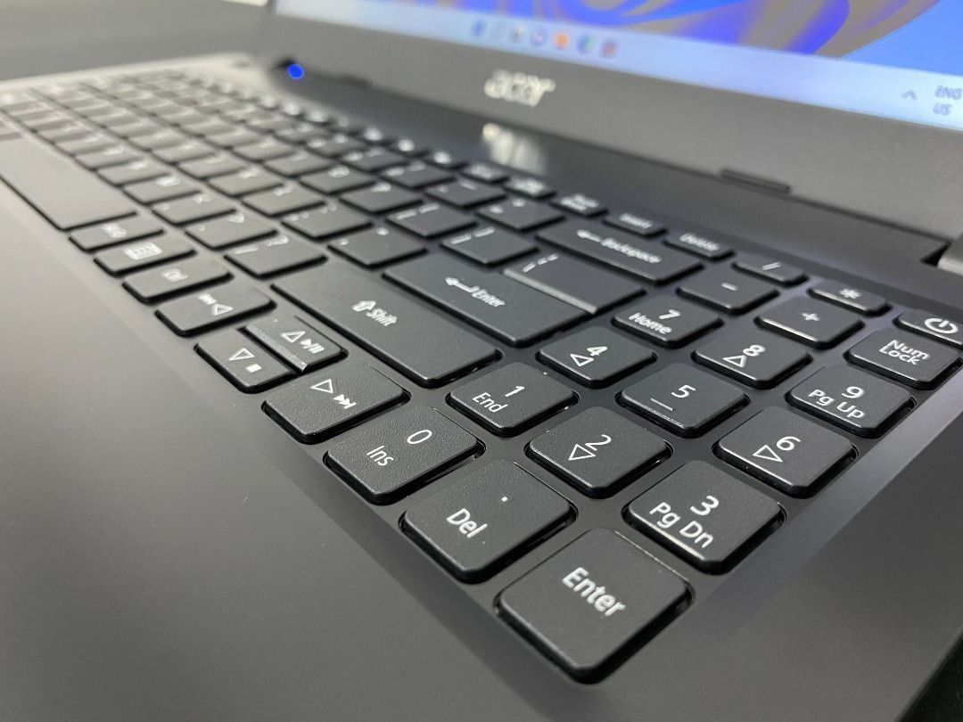Fast Speed Acer Slim & LightWeight Gaming/Work/Entertainment Laptop ...