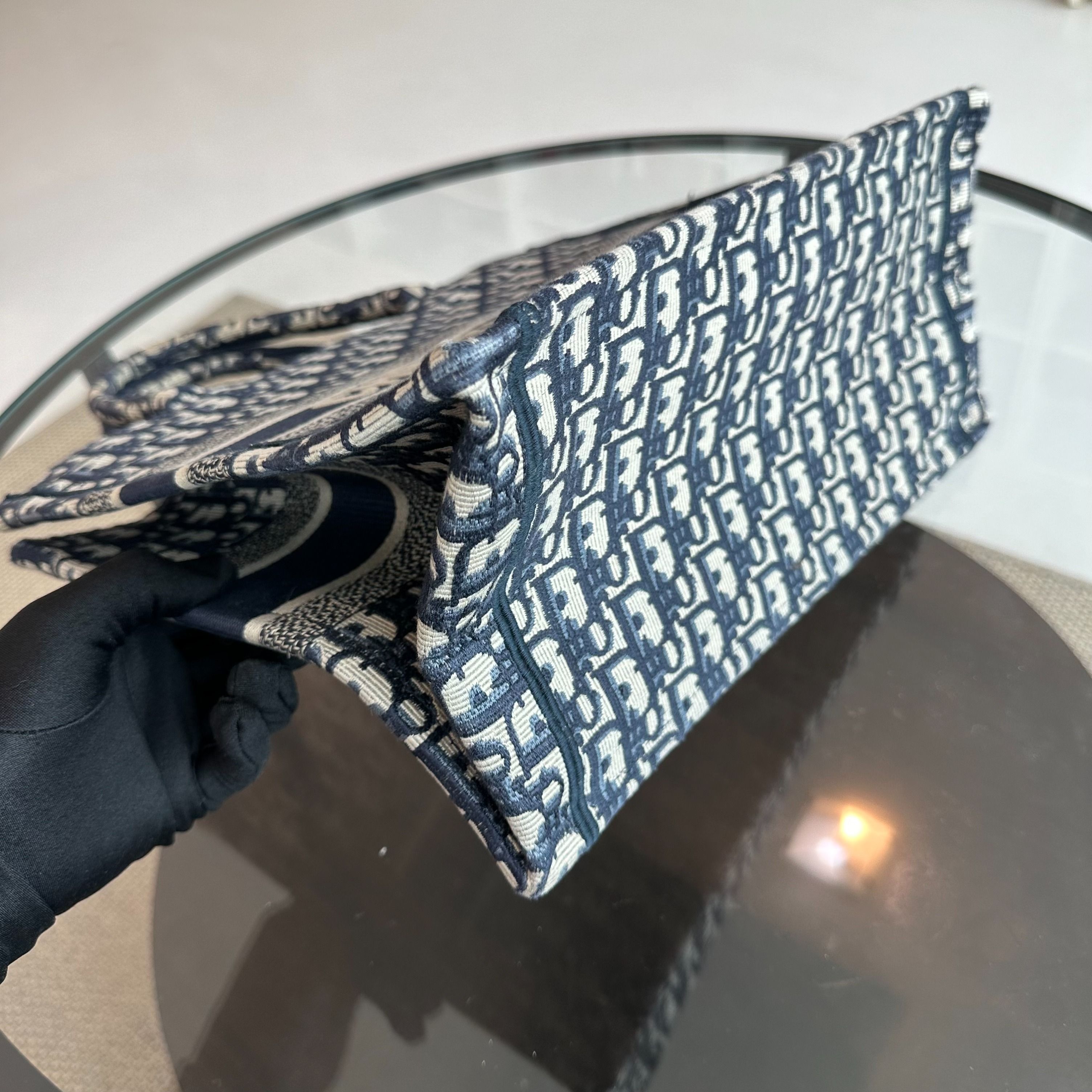 *Full Set, Receipt* Dior Book Tote Medium Oblique Canvas Blue, Luxury ...