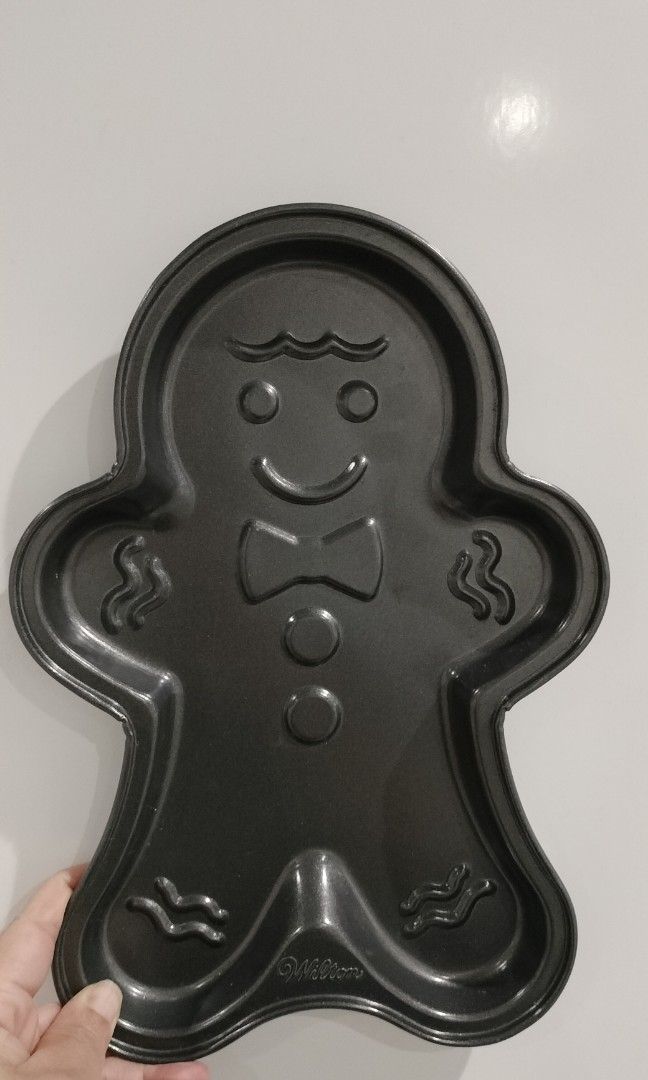 Gingerbread man pan/mold, Furniture & Home Living, Kitchenware ...