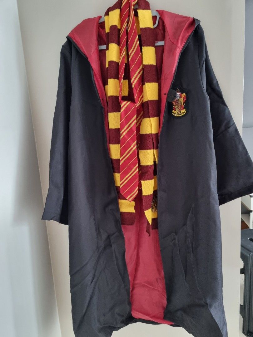 Harry Potter Gryffindor Cloak Robe costume, Women's Fashion, Dresses ...