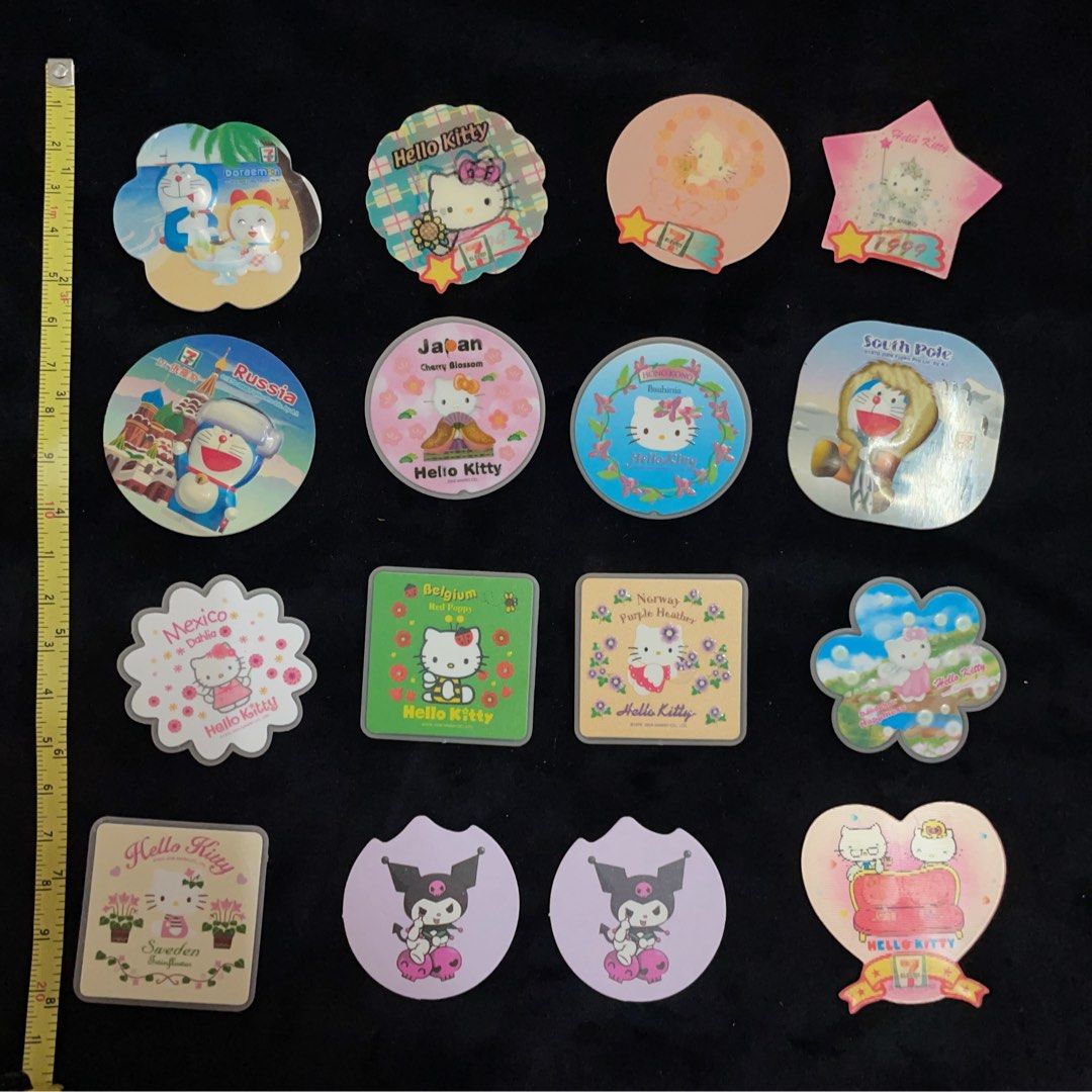 Hello Kitty別針及磁鐵飾品 庫洛米卡片 哆啦a夢等共16個 C804 興趣及遊戲 文具及工藝 文具及上學用品在旋轉拍賣
