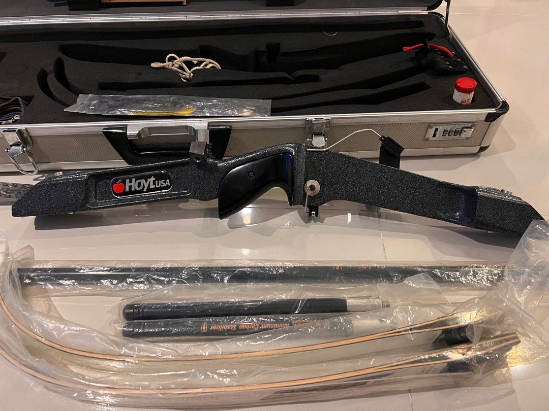 Hoyt Riser + W&W limbs + Cartel Stablizers ( Full set), Sports ...