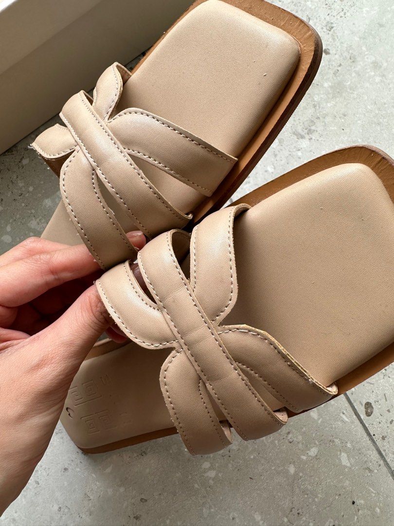 Hue Haldis in Naturale, Women's Fashion, Footwear, Sandals on Carousell