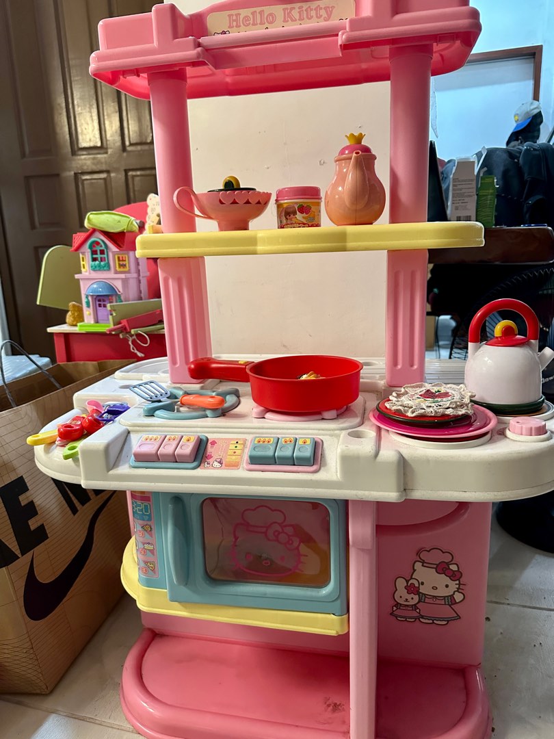 Hello Kitty Kitchen Set, Hobbies & Toys, Toys & Games on Carousell