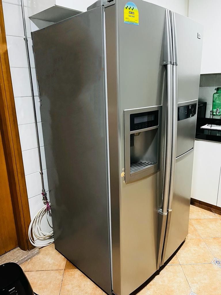 LG 2 Door Fridge with Ice & Water Dispenser, TV & Home Appliances ...