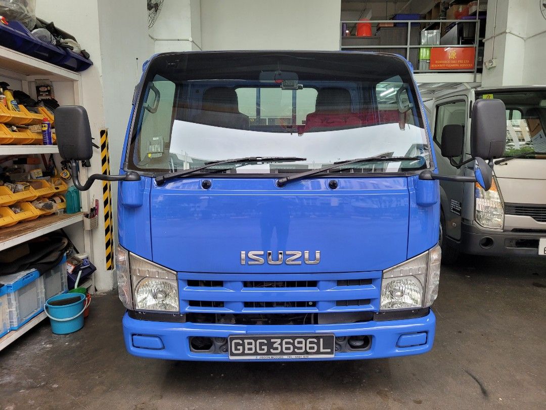 Rental Good condition 10ft open deck lorry: Isuzu NHR 85A Diesel Manual ...