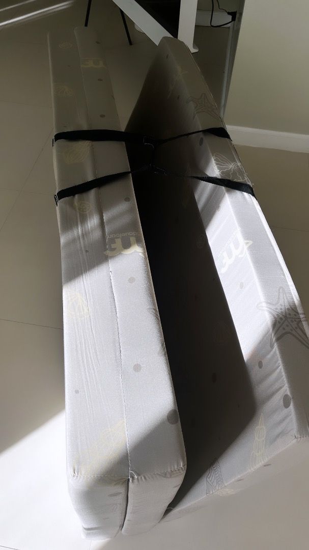 Mandaue Foam Mega Fold and Keep Mattress, Furniture & Home Living ...