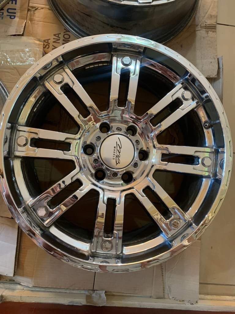 MB Strker Chrome offroad mags - orig us brand, Car Parts & Accessories ...