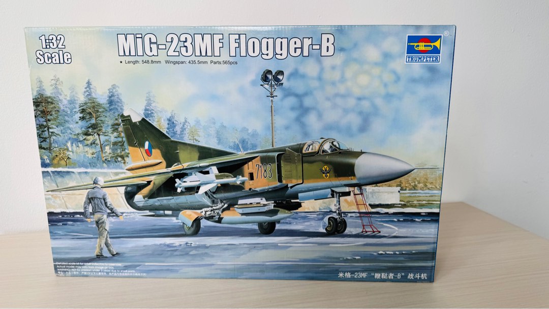 Mig-23MF Flogger B in 1:32 scale by Trumpeter model kit unassembled ...