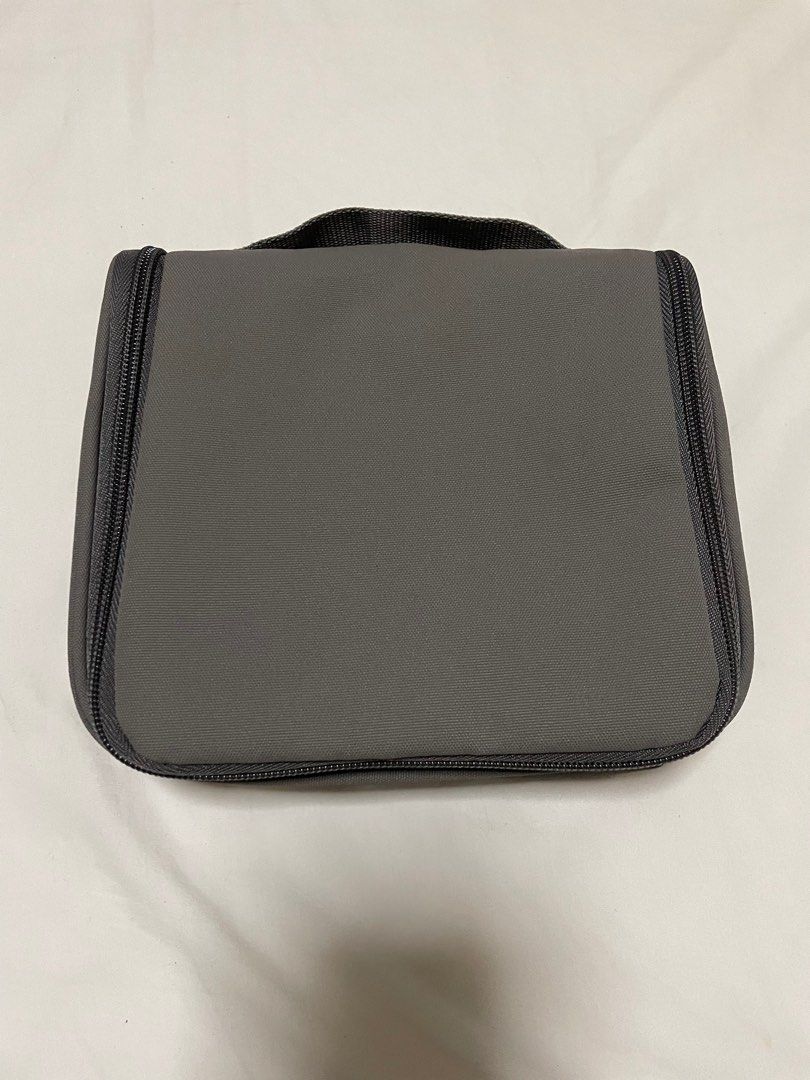 Muji Hanging Box Case, Women's Fashion, Bags & Wallets, Purses ...