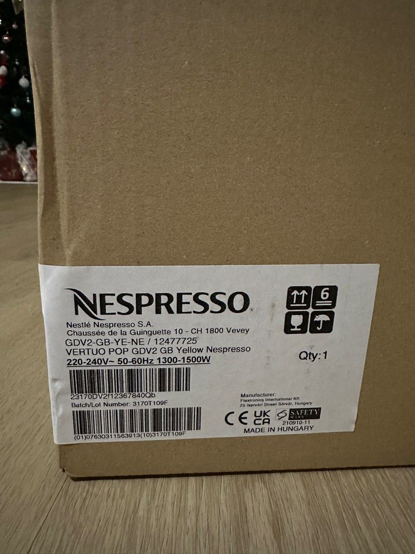 Nespresso Coffee Machine (yellow), TV & Home Appliances, Kitchen ...