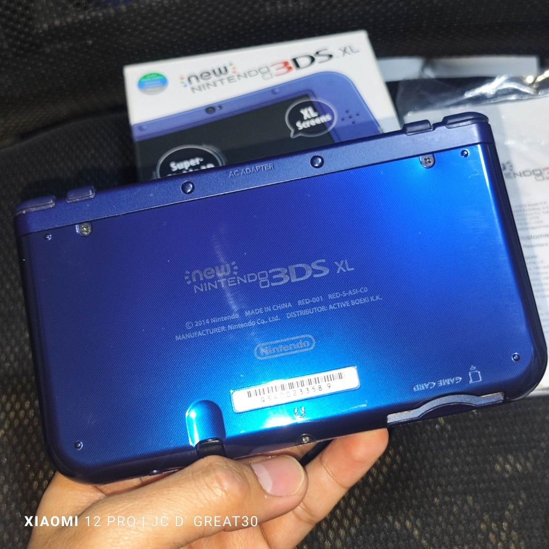 New 3ds xl Blue metallic Good as new with Box, Video Gaming, Video Game ...