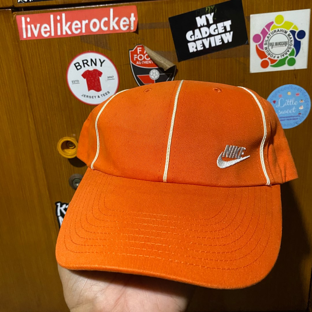 Nike y2k waffle orange 6 panel cap, Fesyen Pria, Aksesoris, Topi di ...