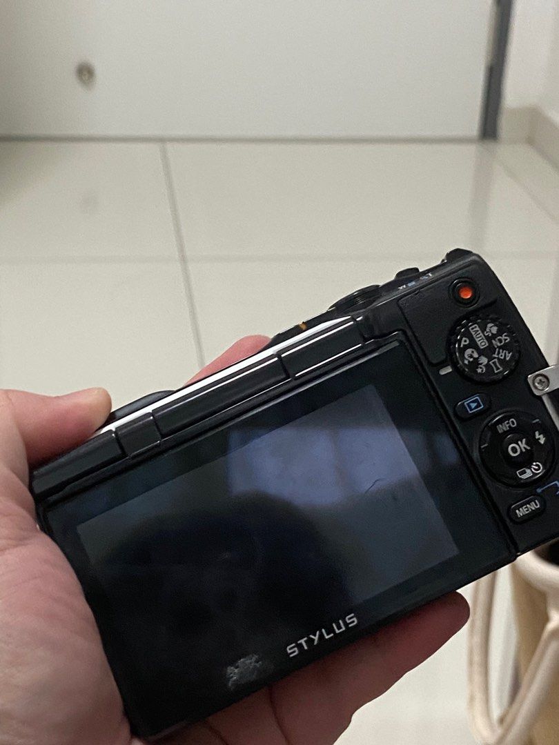 Olympus CCD Flip, Photography, Cameras on Carousell
