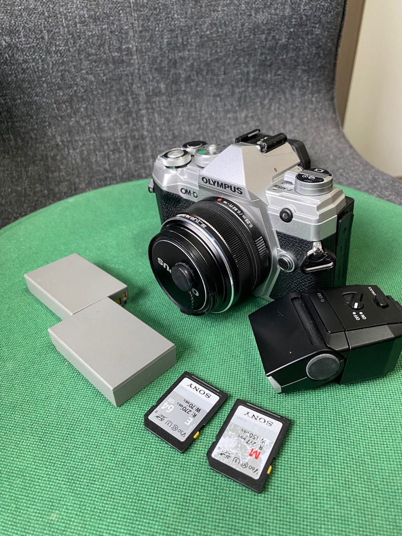 Olympus EM5 MKIII and 17mm f1.8, Photography, Cameras on Carousell