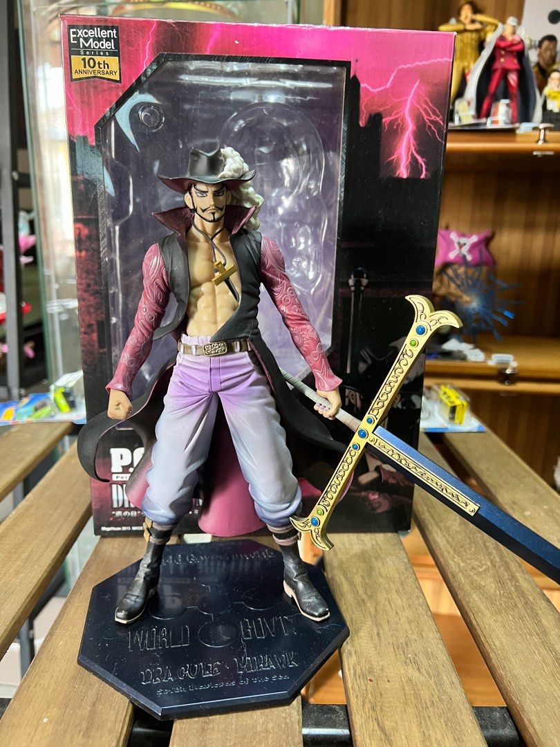 One Piece POP DX Mihawk ver.2 copyresin, Hobbies & Toys, Toys & Games ...