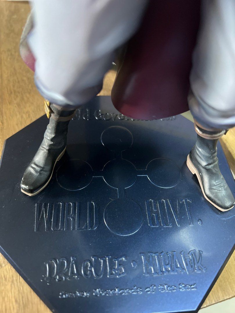 One Piece POP DX Mihawk ver.2 copyresin, Hobbies & Toys, Toys & Games ...