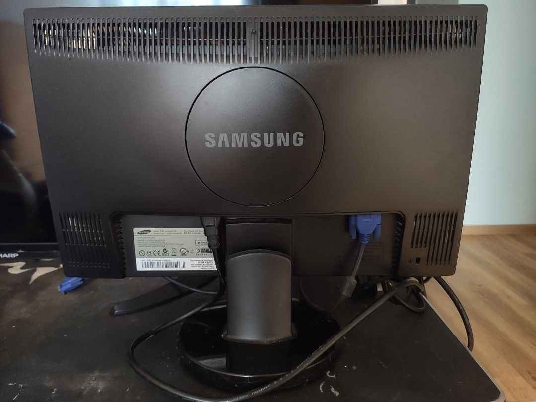 Samsung SyncMaster 943SNX Plus - LCD Monitor 19", Computers & Tech ...