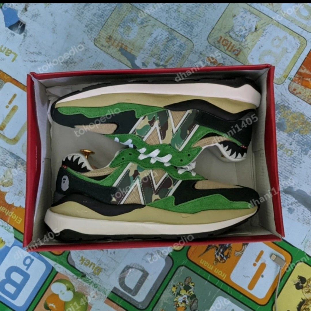Sepatu Bape x New Balance 5740, Fesyen Pria, Sepatu , Sneakers di Carousell
