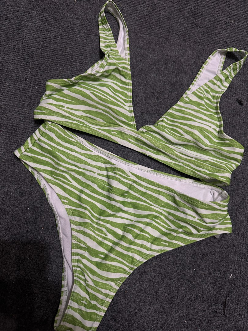 Shein Swimsuit, Women's Fashion, Swimwear, Bikinis & Swimsuits on Carousell