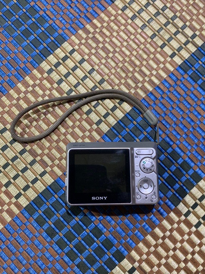 SONY CYBERSHOT DSC - S730 DIGICAM CCD, Photography, Cameras on Carousell