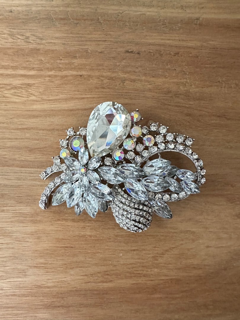 Stunning Brooch for Evening Wear Infinity Dress Gown Dress Formal ...