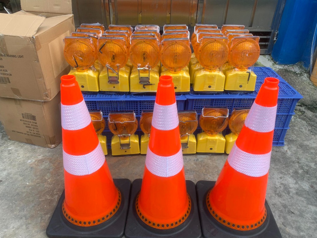 Traffic cone, Commercial & Industrial, Construction & Building ...