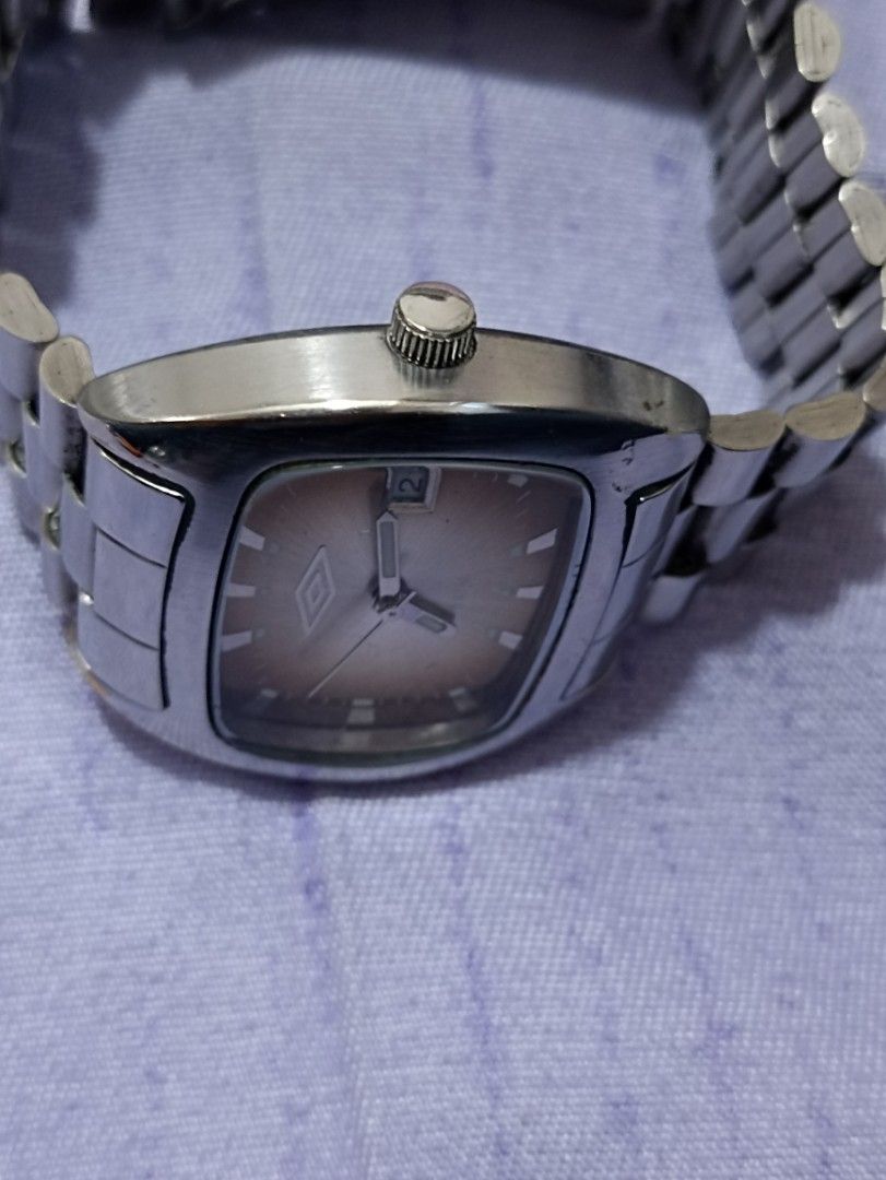 umbro watch, Men's Fashion, Watches & Accessories, Watches on Carousell