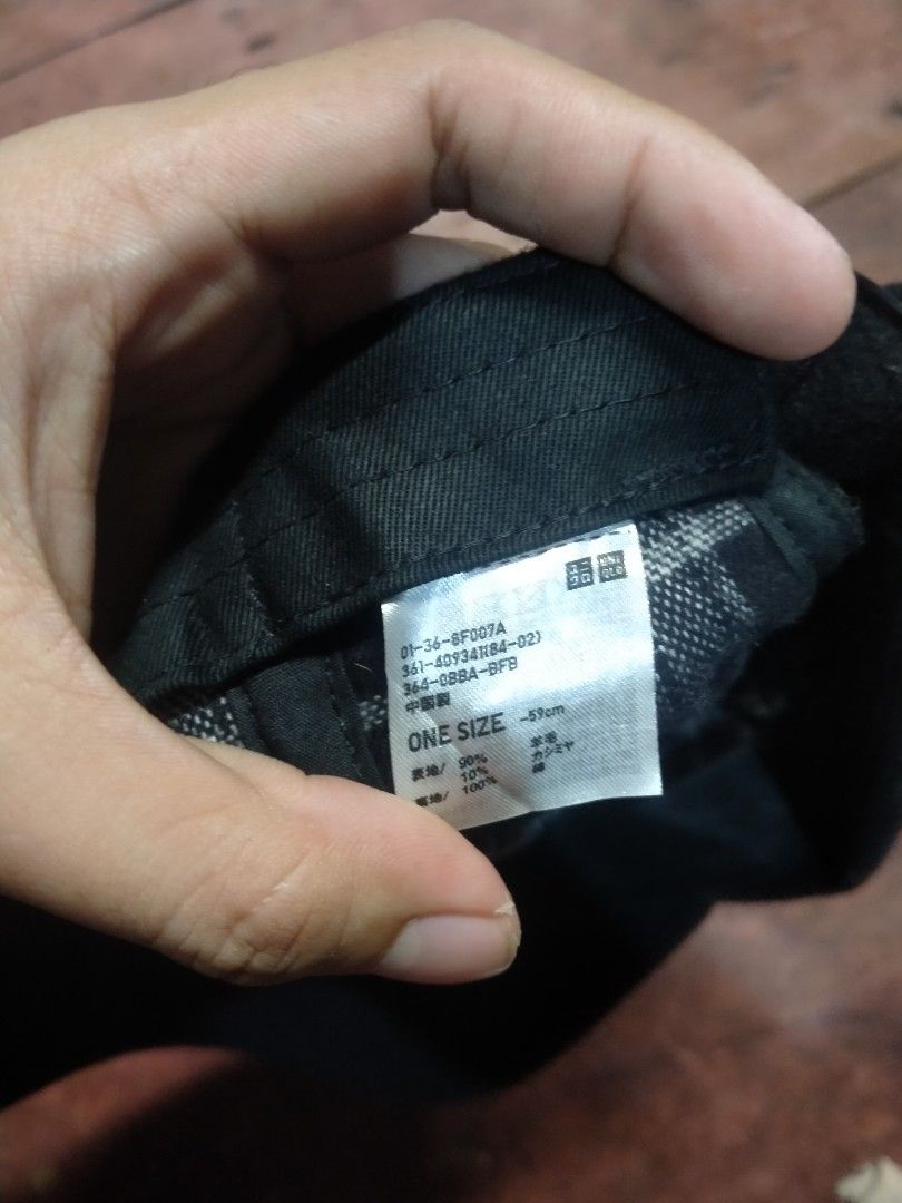 uniqlo cap, Men's Fashion, Watches & Accessories, Caps & Hats on Carousell