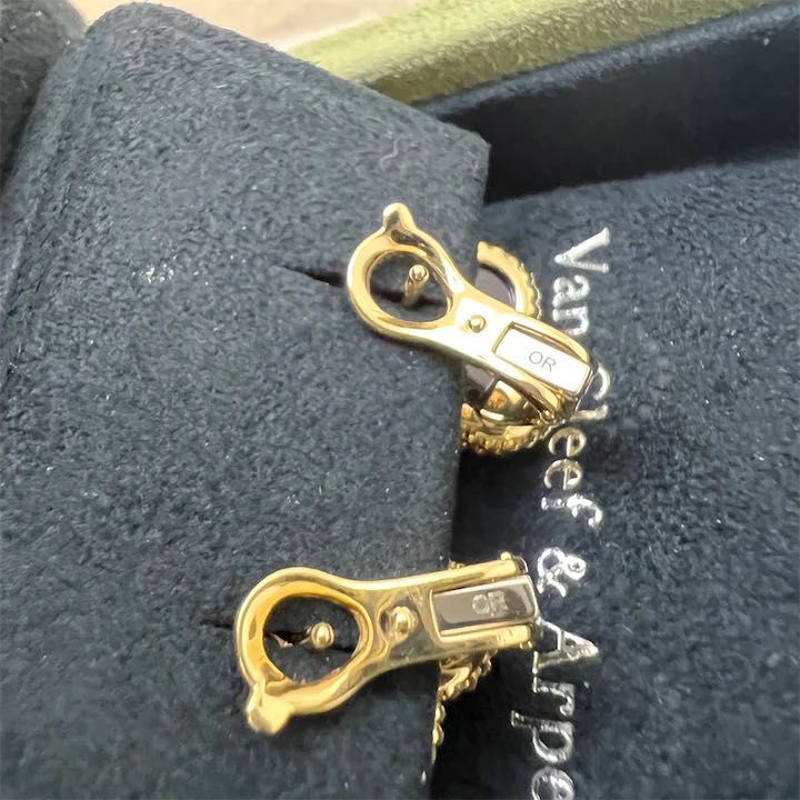 Van Cleef & Arpels VCA Vintage Alhambra Ear Studs with Black Onyx in ...