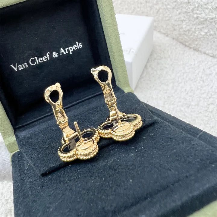 Van Cleef & Arpels VCA Vintage Alhambra Ear Studs with Black Onyx in ...