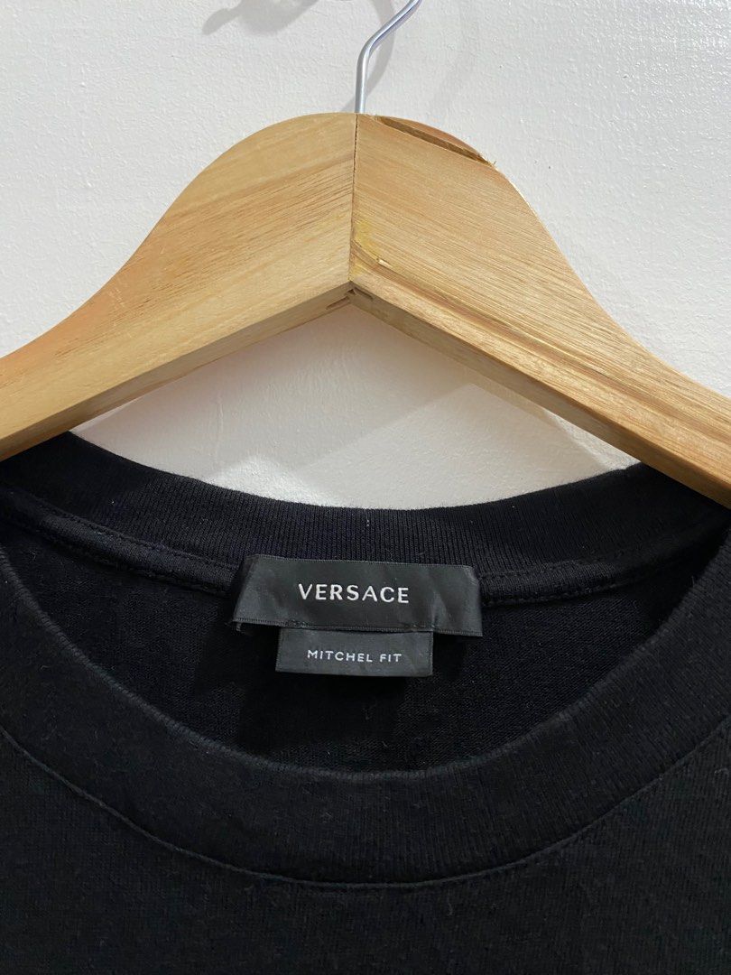 VERSACE DREAM VIA GESU 12 TEE, Luxury, Apparel on Carousell