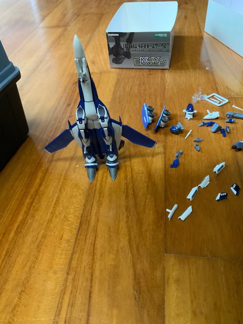 Vf 100 macross Bandai vf 25g, Hobbies & Toys, Toys & Games on Carousell