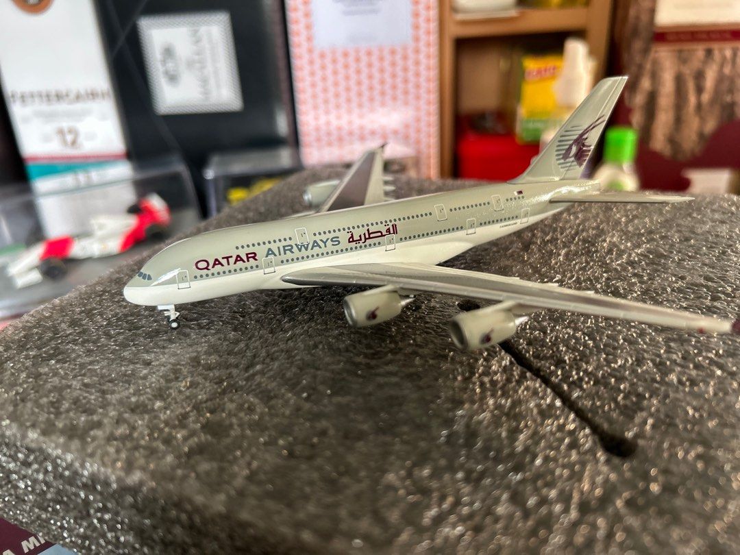 Airplane diecast 1:500 Airbus A380 Qatar Airways, Hobbies & Toys, Toys ...