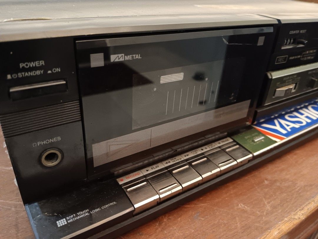 Aiwa AD-F260H Cassette Deck Pemain Kaset, Audio, Other Audio Equipment on Carousell