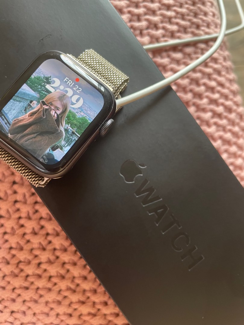 Apple watch series 6 40mm limited edition, Mobile Phones & Gadgets ...