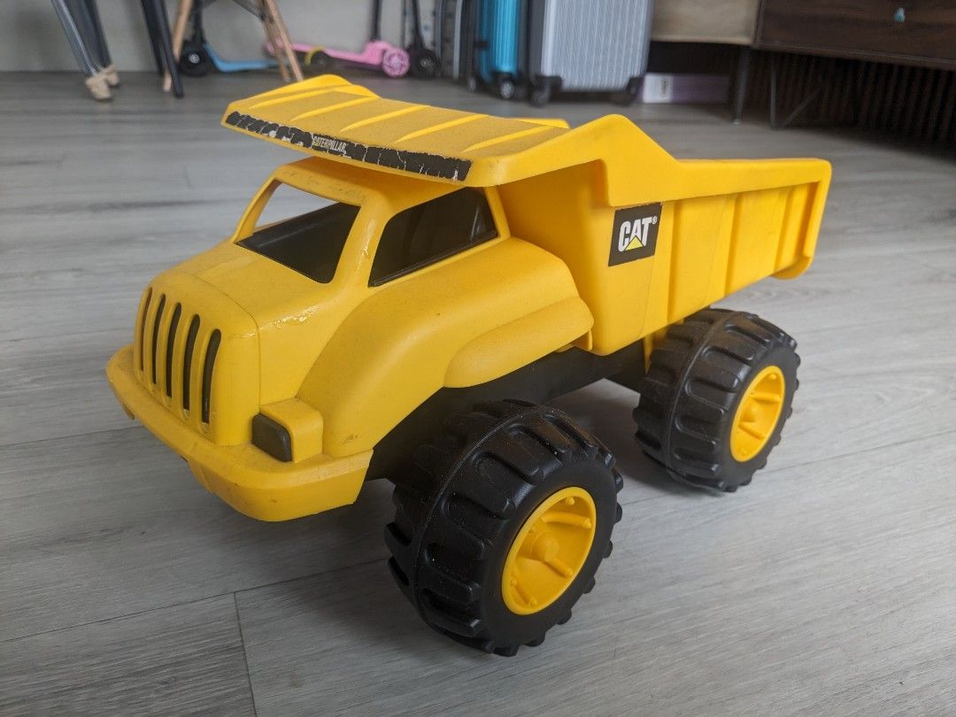 Big Toy Truck, Hobbies & Toys, Toys & Games on Carousell
