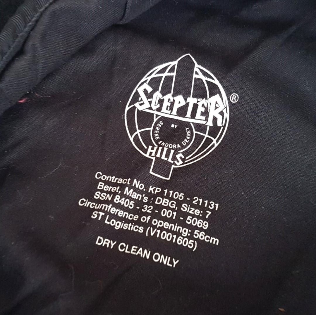 BLUE SAF Beret with Crest, Size 7, Rare Collectibles, Singapore Armed ...