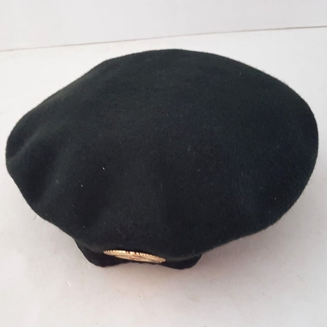 BLUE SAF Beret with Crest, Size 7, Rare Collectibles, Singapore Armed ...