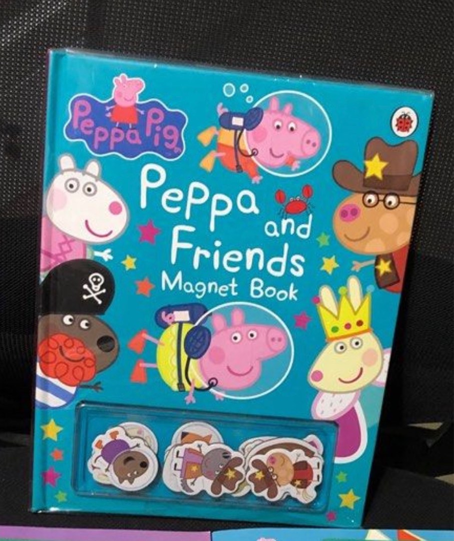 Brand new Peppa Pig: Peppa and Friends Magnet Book, Hobbies & Toys ...